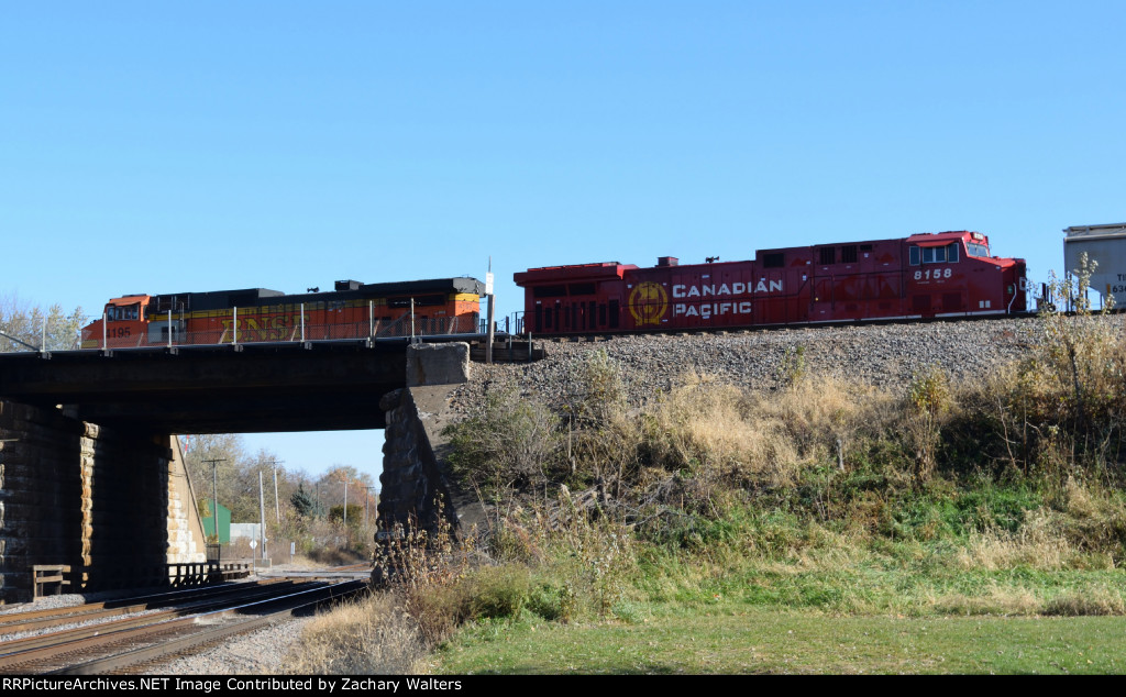 BNSF 4195 CP 8158